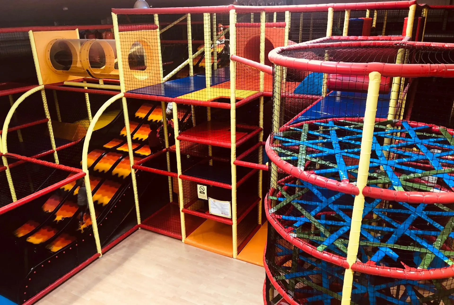 Minizone on the Belgian coast | Leicon Indoor